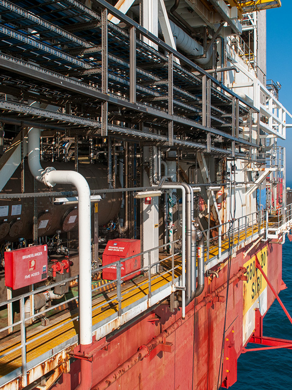 Pivot point for transport, fish and maritime services